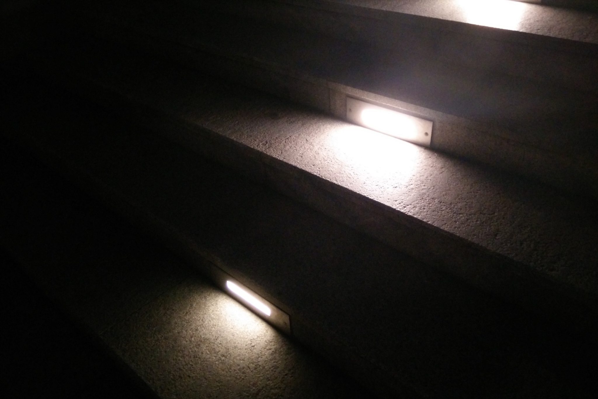 Lighting the Way with the Landscape Pathway and Walkway Lighting Guide ...