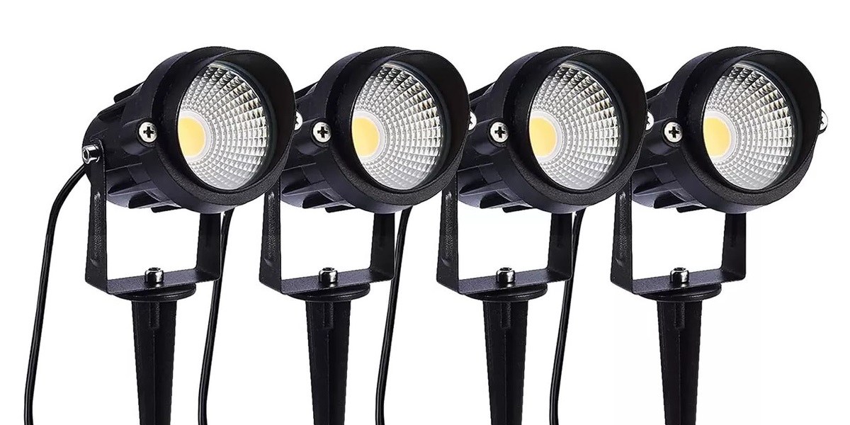 Landscape Accent Lighting: Highlighting Outdoor Items with Luminous ...