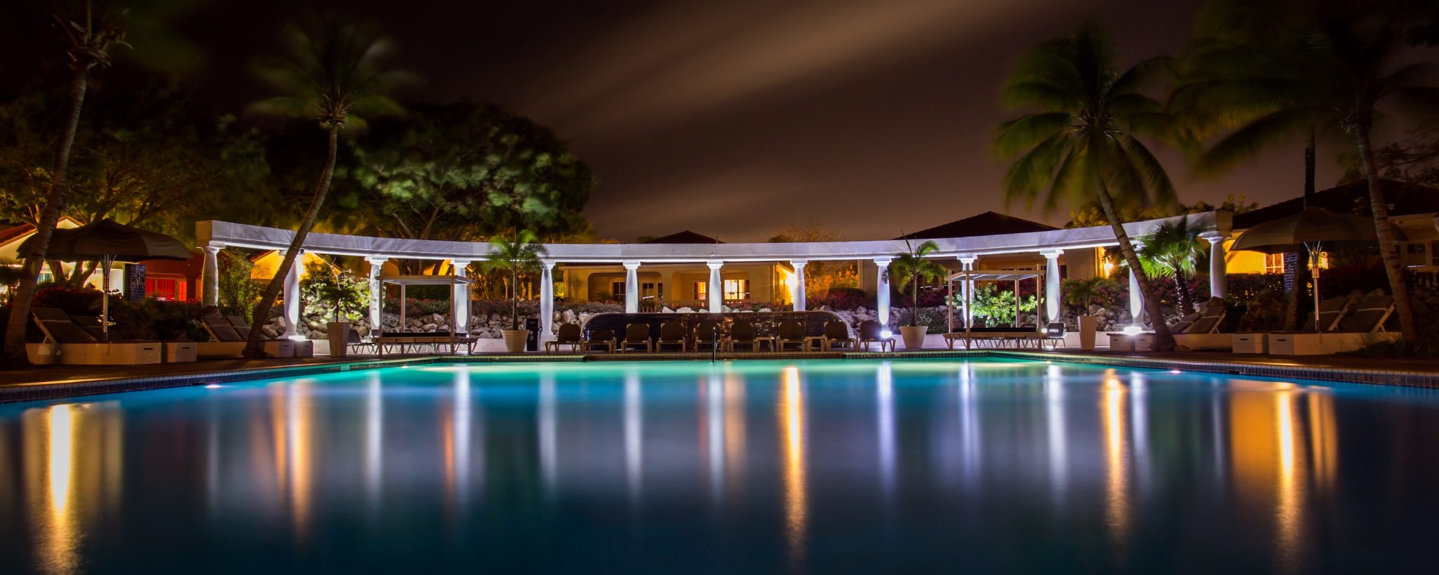 Landscape Accent Lighting: Highlighting Outdoor Items with Luminous ...