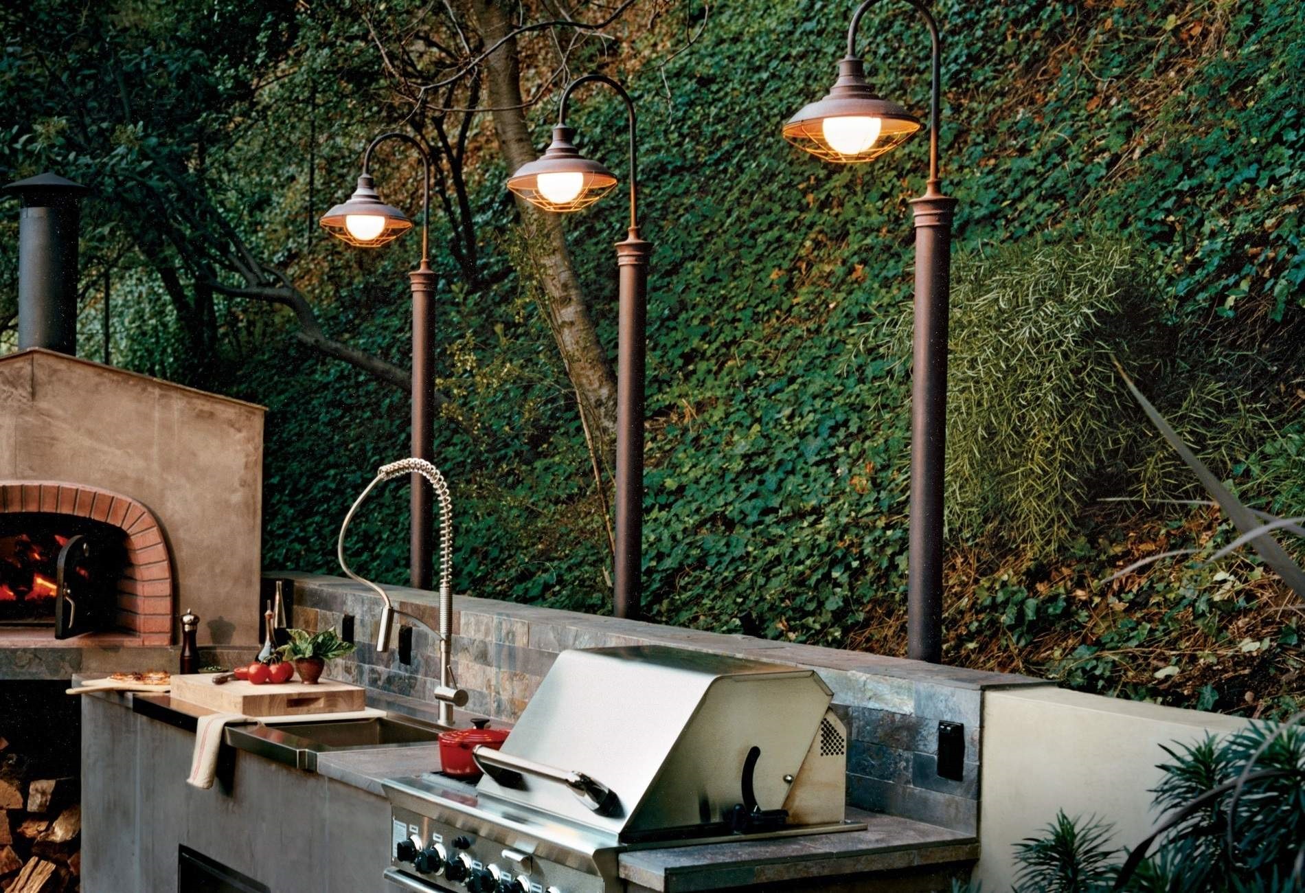 Light up your Outdoor Workspace with Landscape Desk and Table Lamps ...
