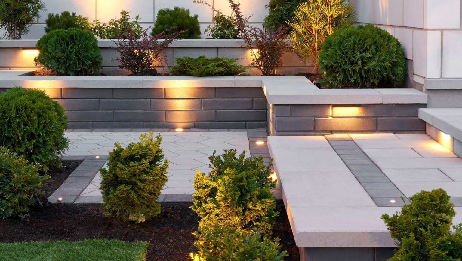 Light up your Outdoor Space with the Landscape Recessed Lights Guide ...