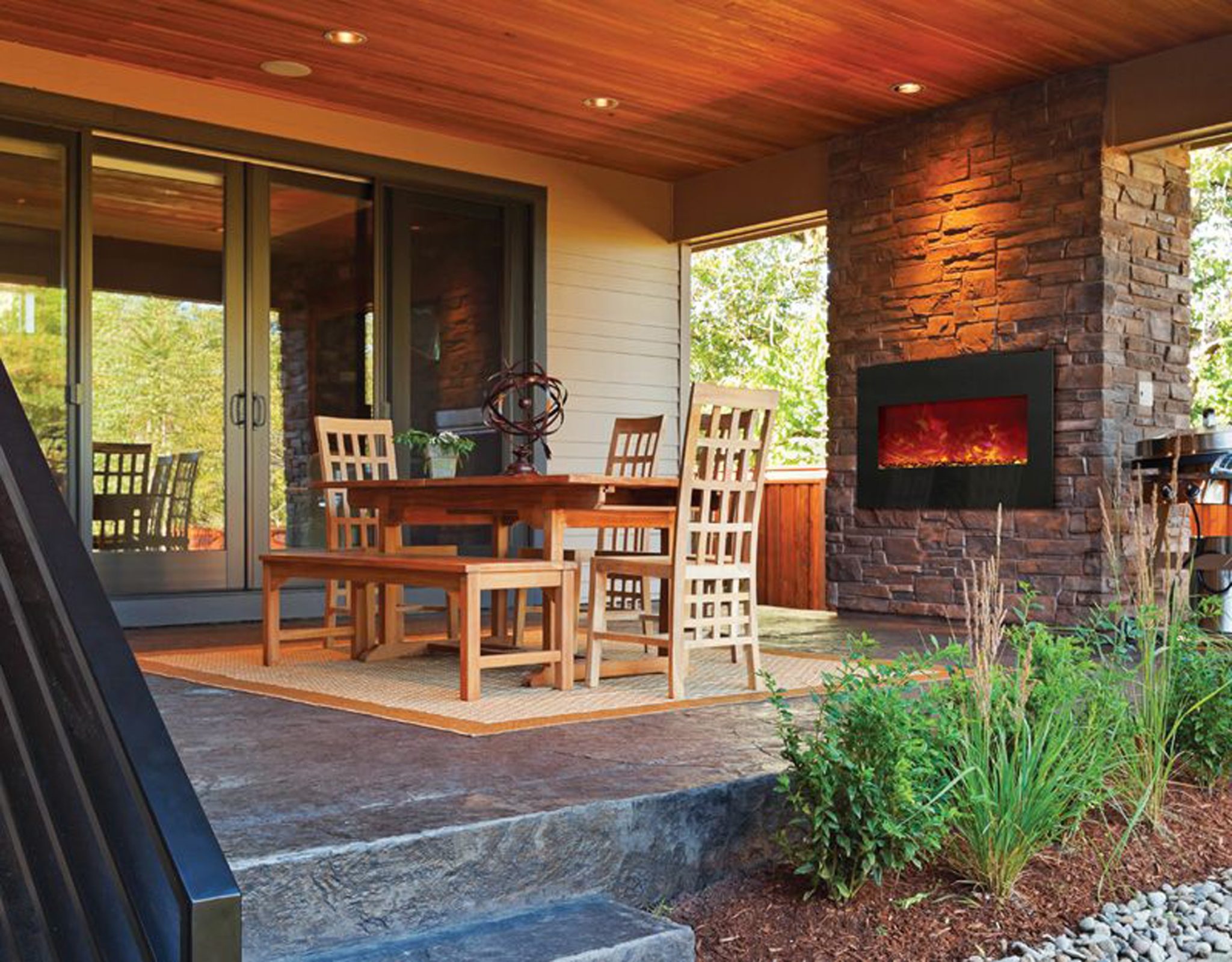Outdoor Landscape Spot Lighting Guide to Highlighting Architectural and ...