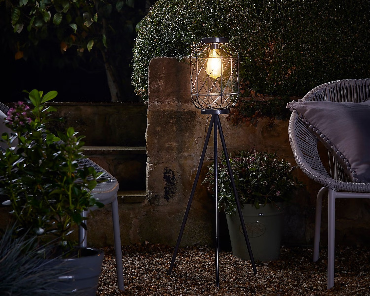 Light up your Outdoor Space with our Landscape Tall Floor Lights Guide ...