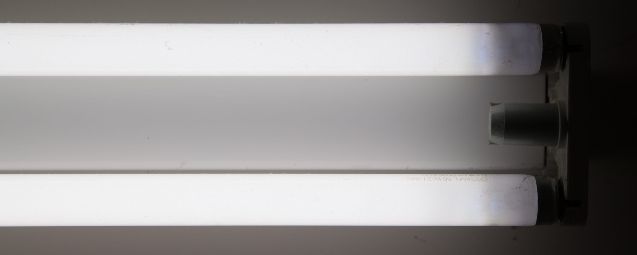 What Happens If We Put an LED Tube in a Fluorescent Fixture ...