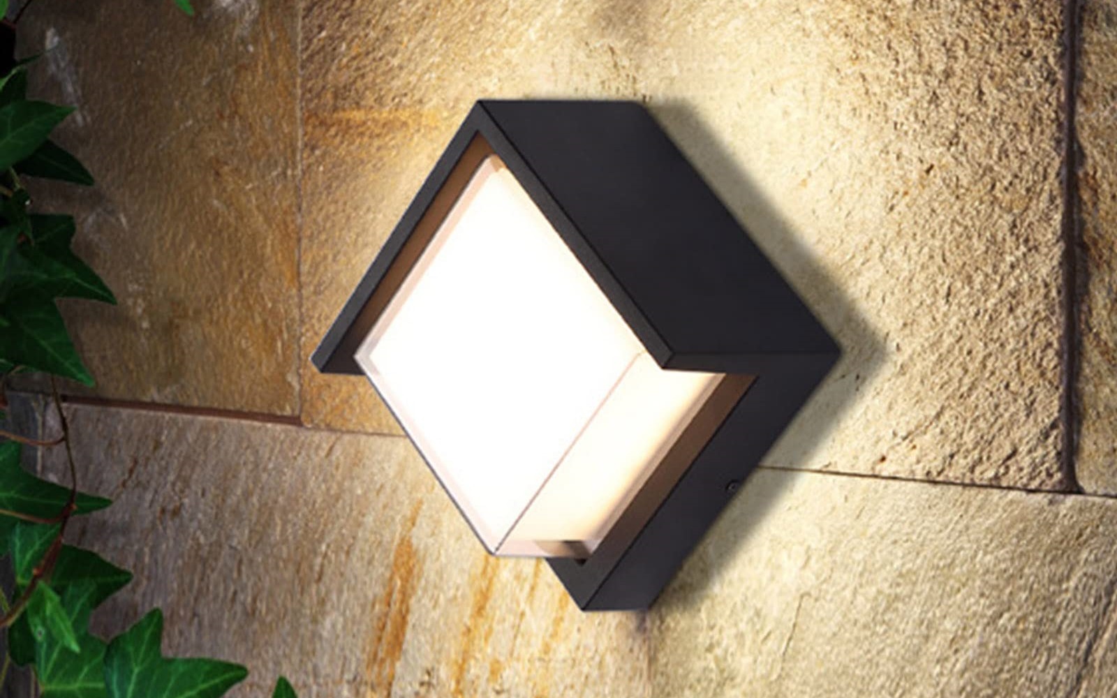 Light up your Outdoors with our Landscape Wall-mounted Lights Guide ...