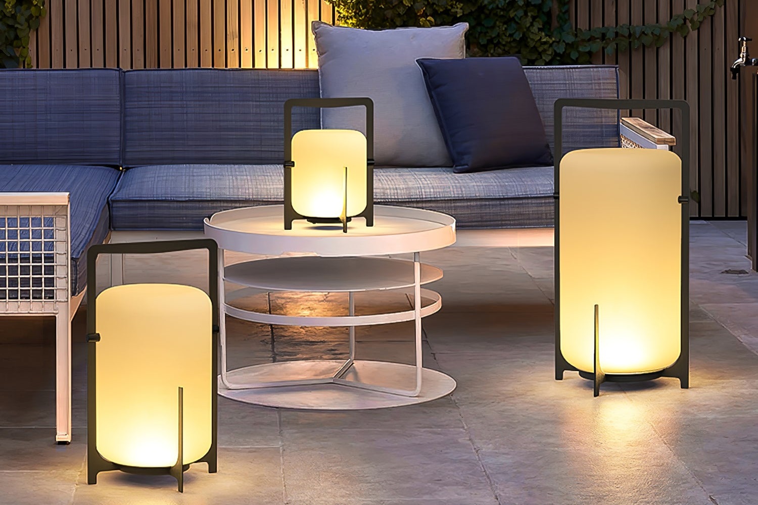Light up your Outdoor Space with our Landscape Tall Floor Lights Guide ...