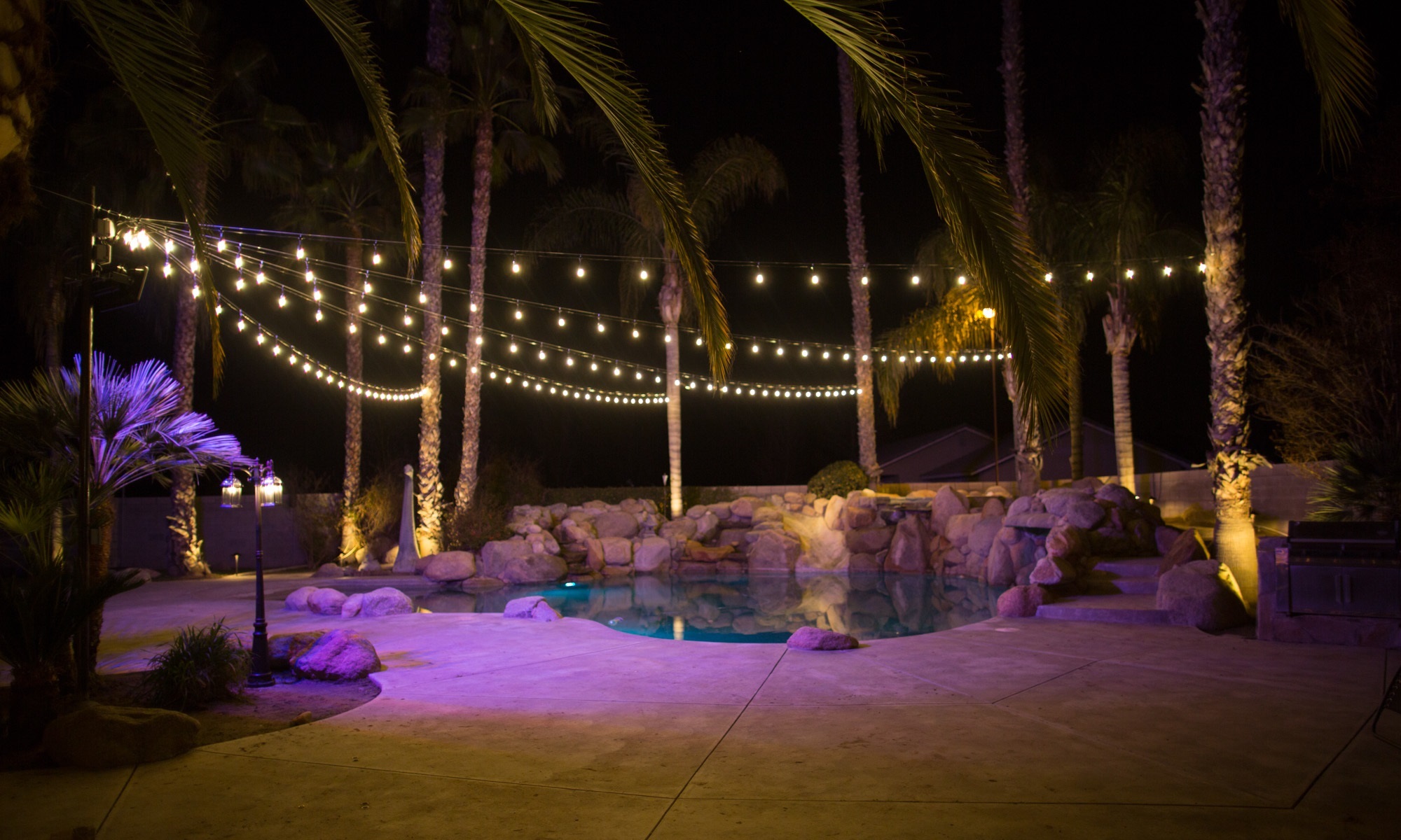 How to Hang Outdoor String Lights from House to Tree? - LightscapesTech