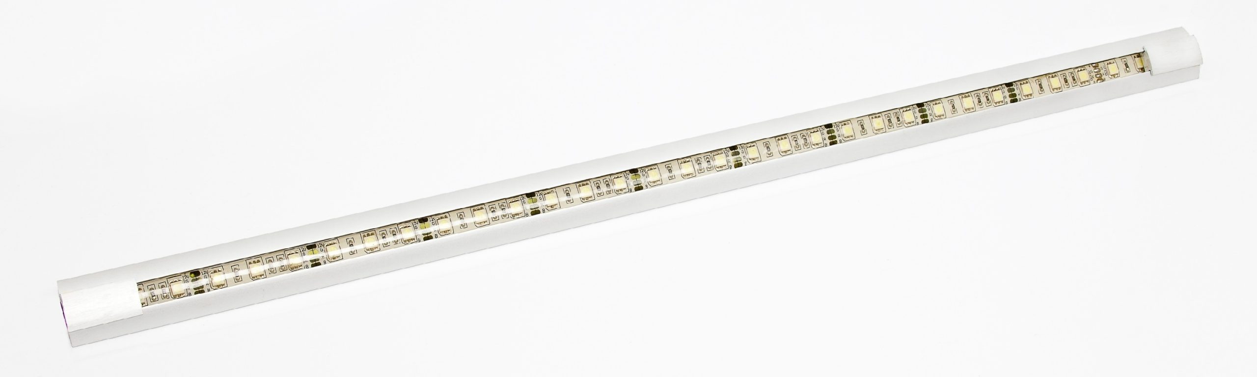 Can LED Strip Lights Replace Fluorescent Tubes? - LightscapesTech