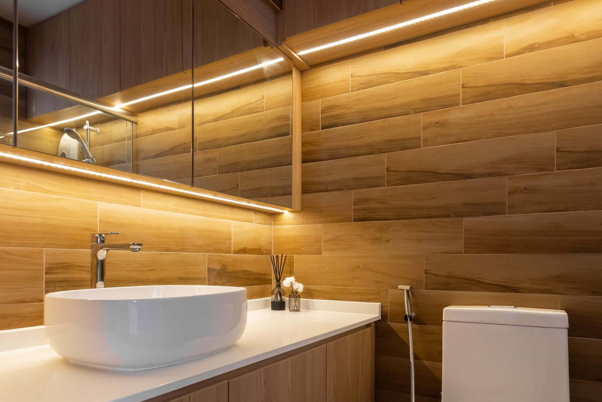 What Wattage Is Used for LED Strip Lights? - LightscapesTech